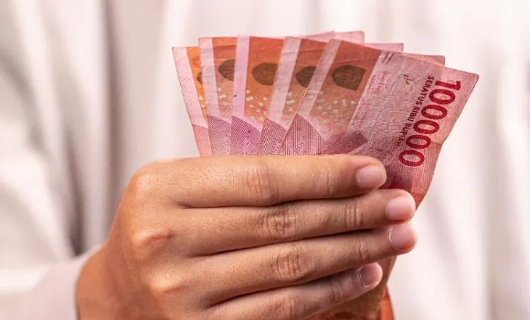 Siswa Cek ATM Sekarang! Ada Saldo Masuk Rp225 Ribu hingga - Rp900 Ribu ...